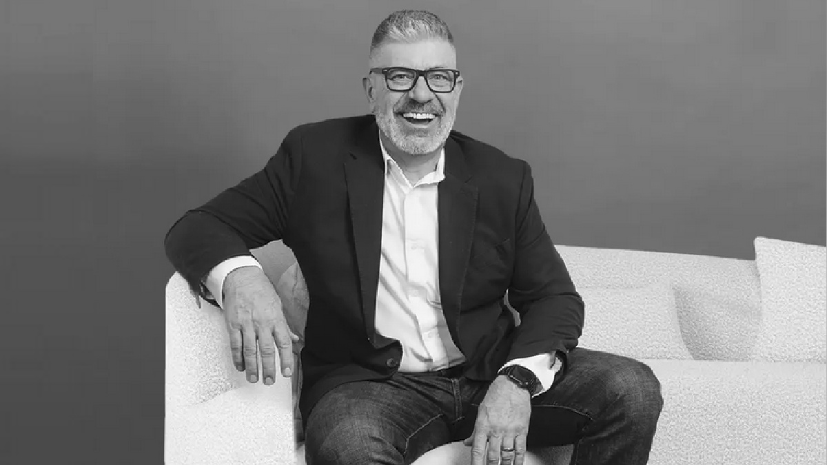 Kurt Stoodley - Stephanie Beaumont